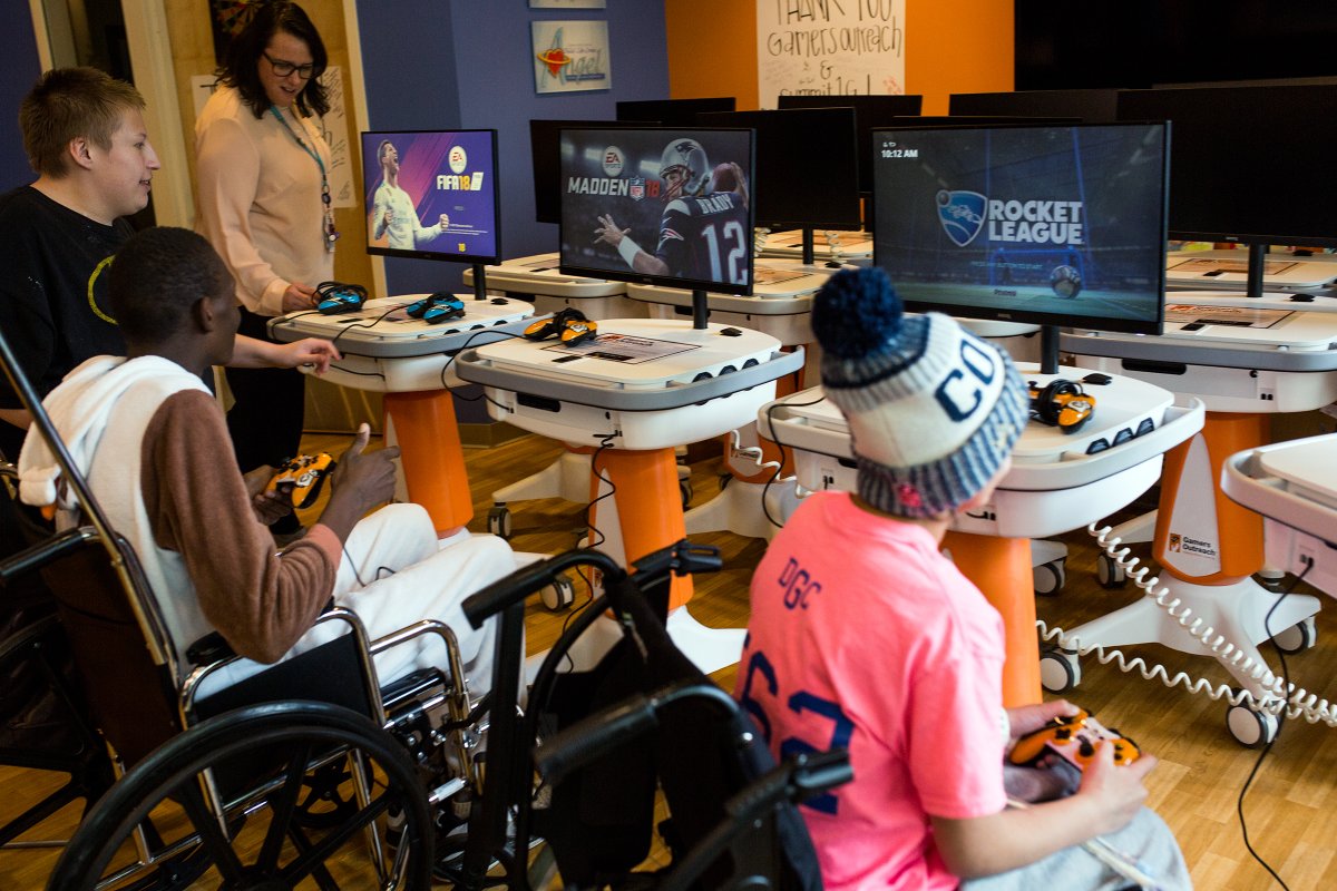 Merit Network Sponsors Gamers for Giving - Merit